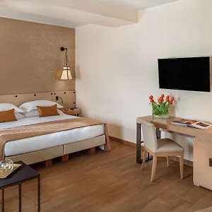 Starhotels Metropole Rome: 4 star Hotel with a Minimum Price 343 ...