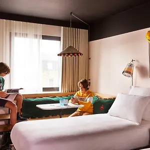 Mama Shelter London - Shoreditch: 4 star Hotel with a Minimum Price 195£| UPDATED FOR 2025 | a ...